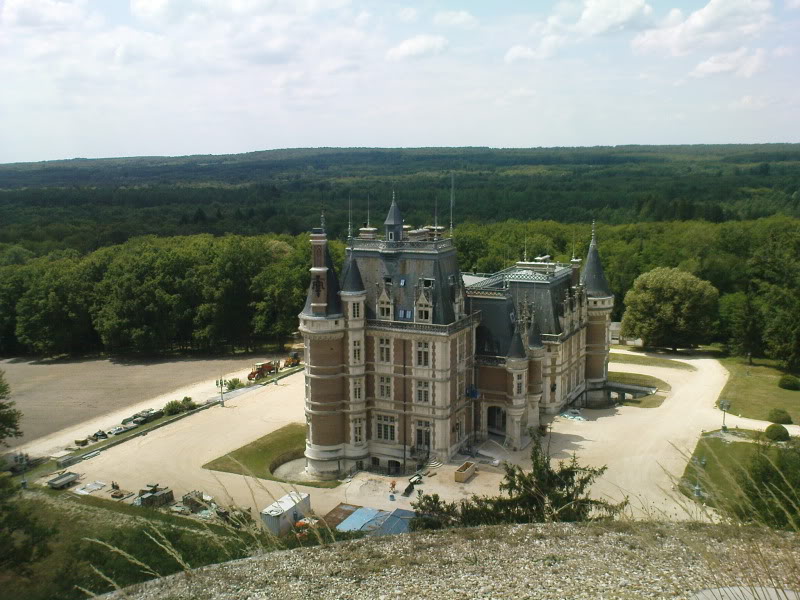 Le Château de Vouzeron – Le village de VOUZERON